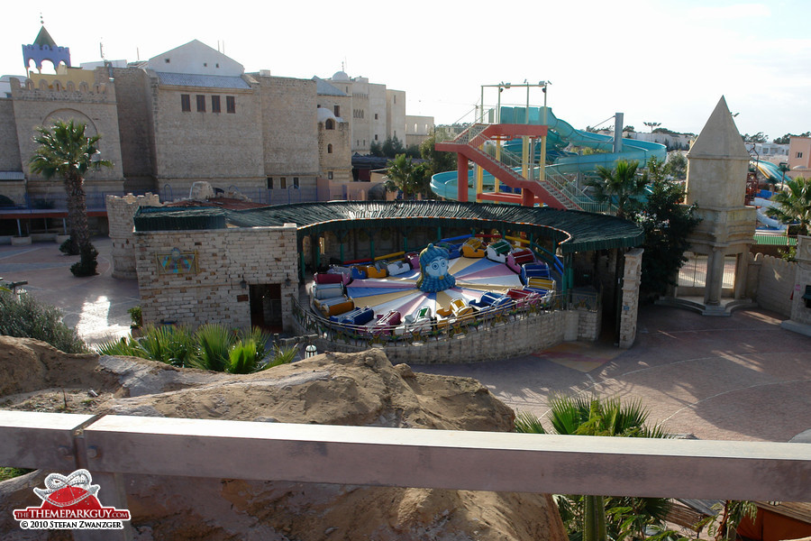 Carthageland - photographed, reviewed and rated by The Theme Park Guy